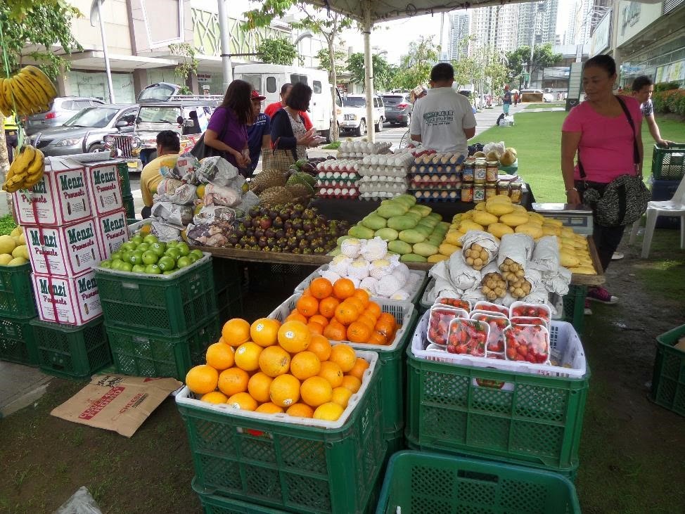 Top 3 Palengkes in Mandaluyong For Your Fresh Produce and Seafood Need